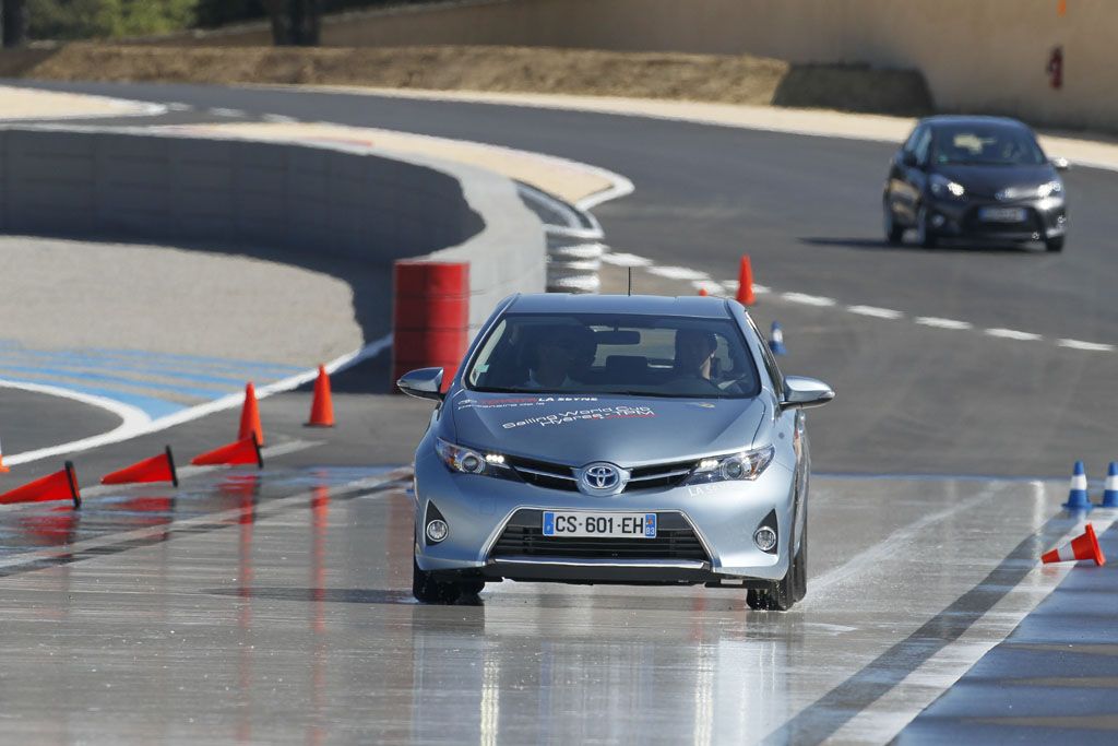 The « Driving Center » opens its doors! - ORECA Group - The motorsport ...