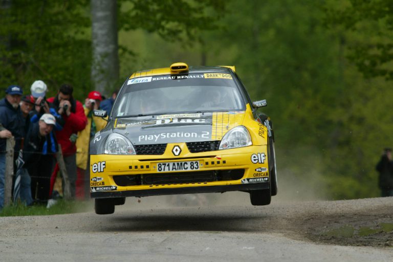 2004_Renault_Clio_S1600 - ORECA Group - The motorsport company